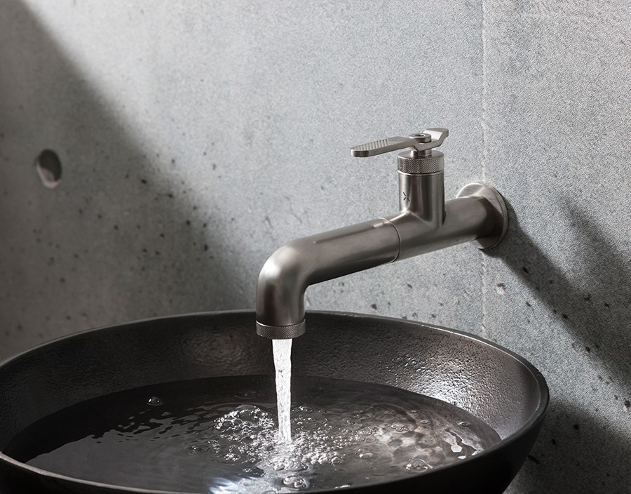 UNION Single Hole Wall Mounted Basin Set (Finish: Brushed Black Chrome ...